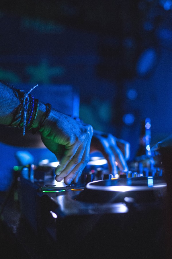 Top 15 Greatest Djs In History